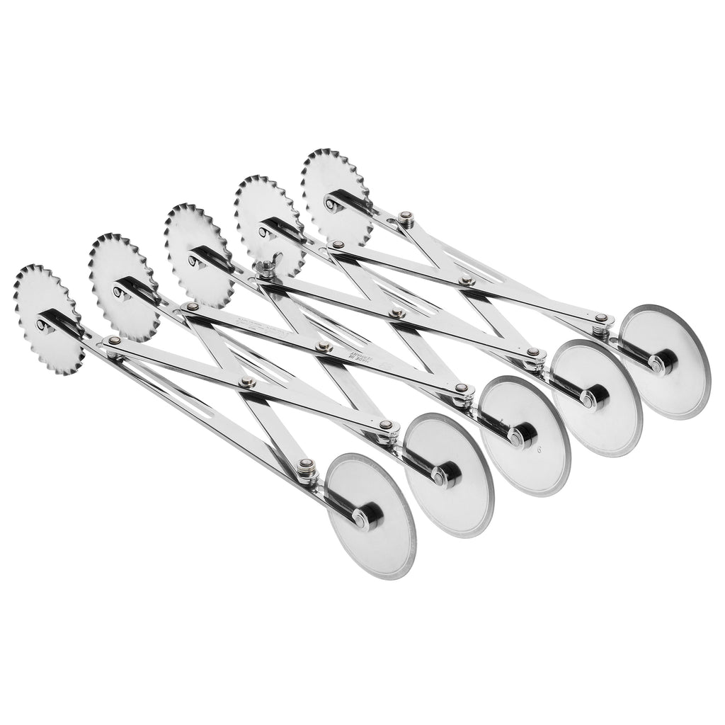 Teigschneider fünfteilig mit glatter Schneide und Wellenschliff | Emil ...